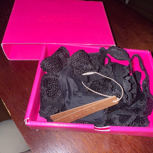 SKIMS | Intimates & Sleepwear | Skims Rhinestone Heart Set | Poshmark